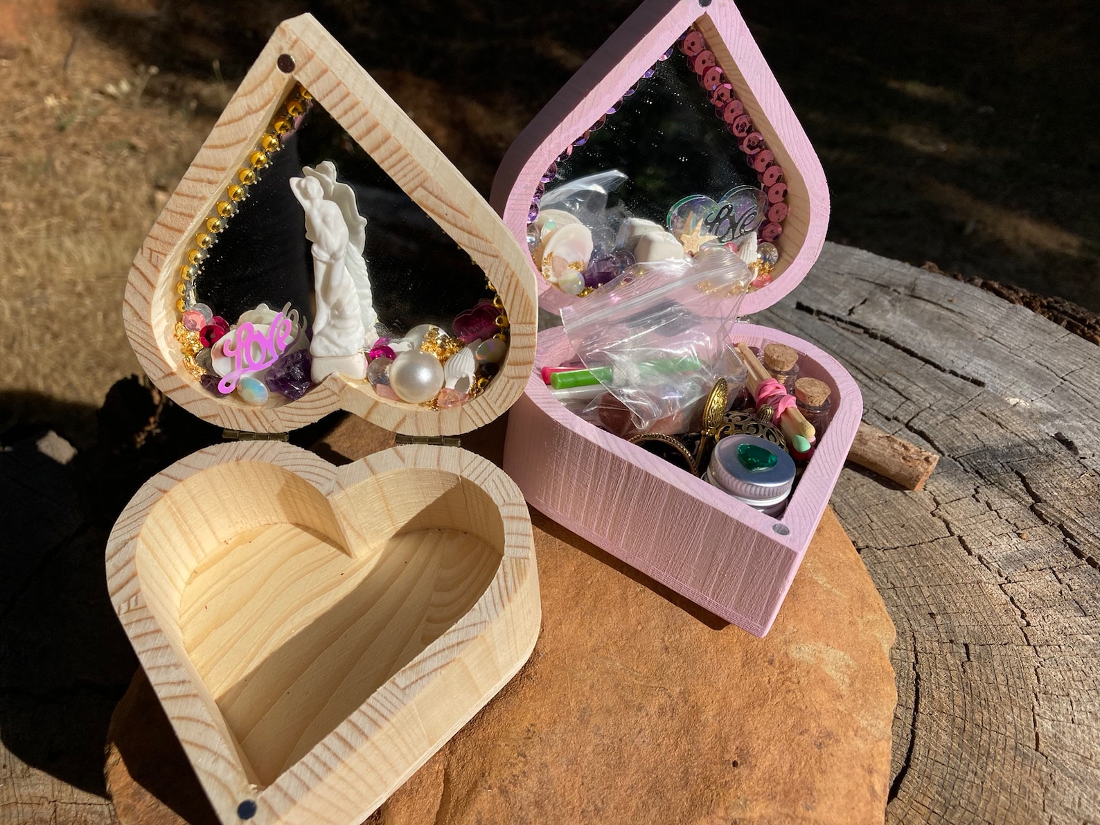 Handmade Mini Aphrodite Altar Kit: Heart Box With Crystals & Statue - Etsy