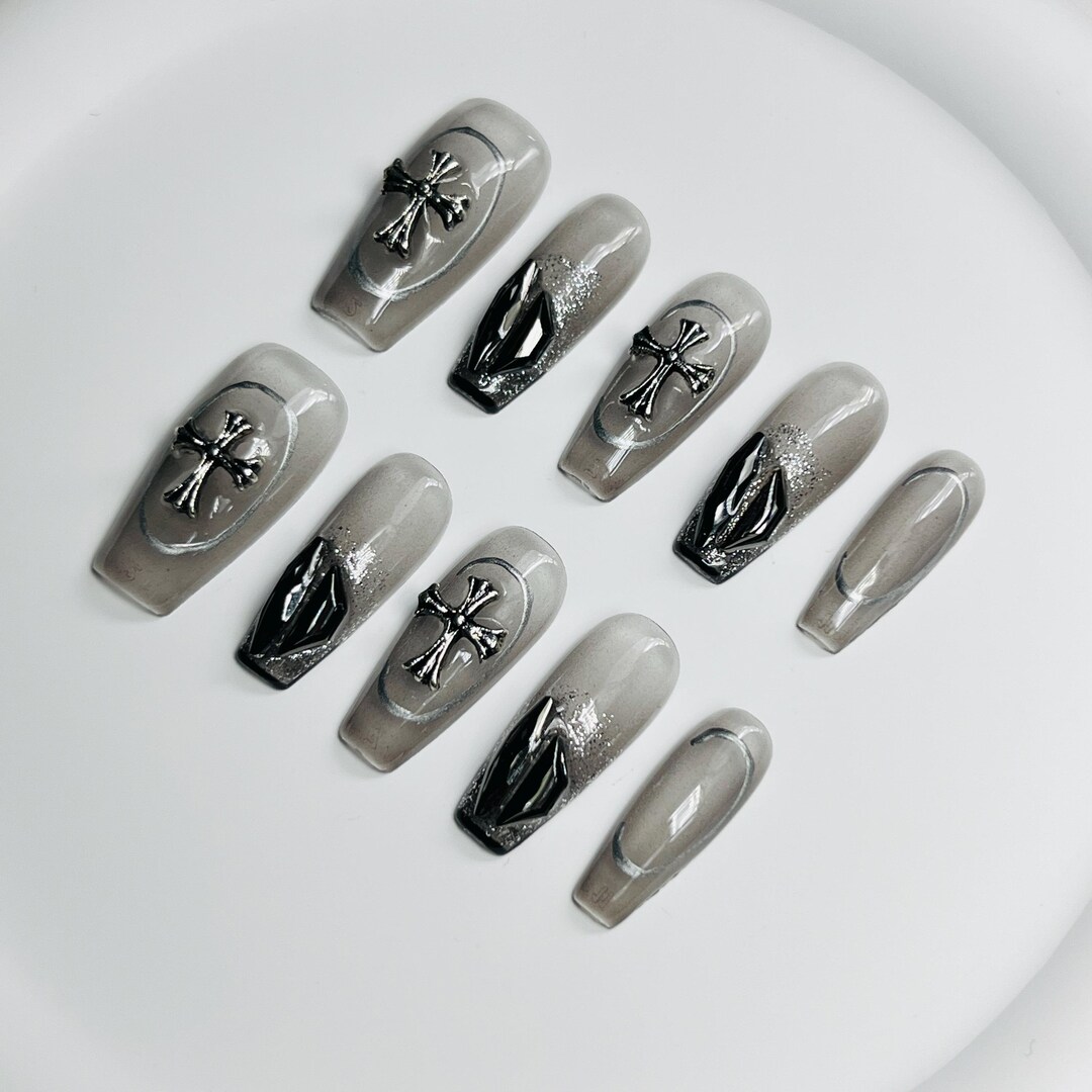 Cool Black Ranger Crowheart Gel Nails | Press on Nail | Handmade Nails ...