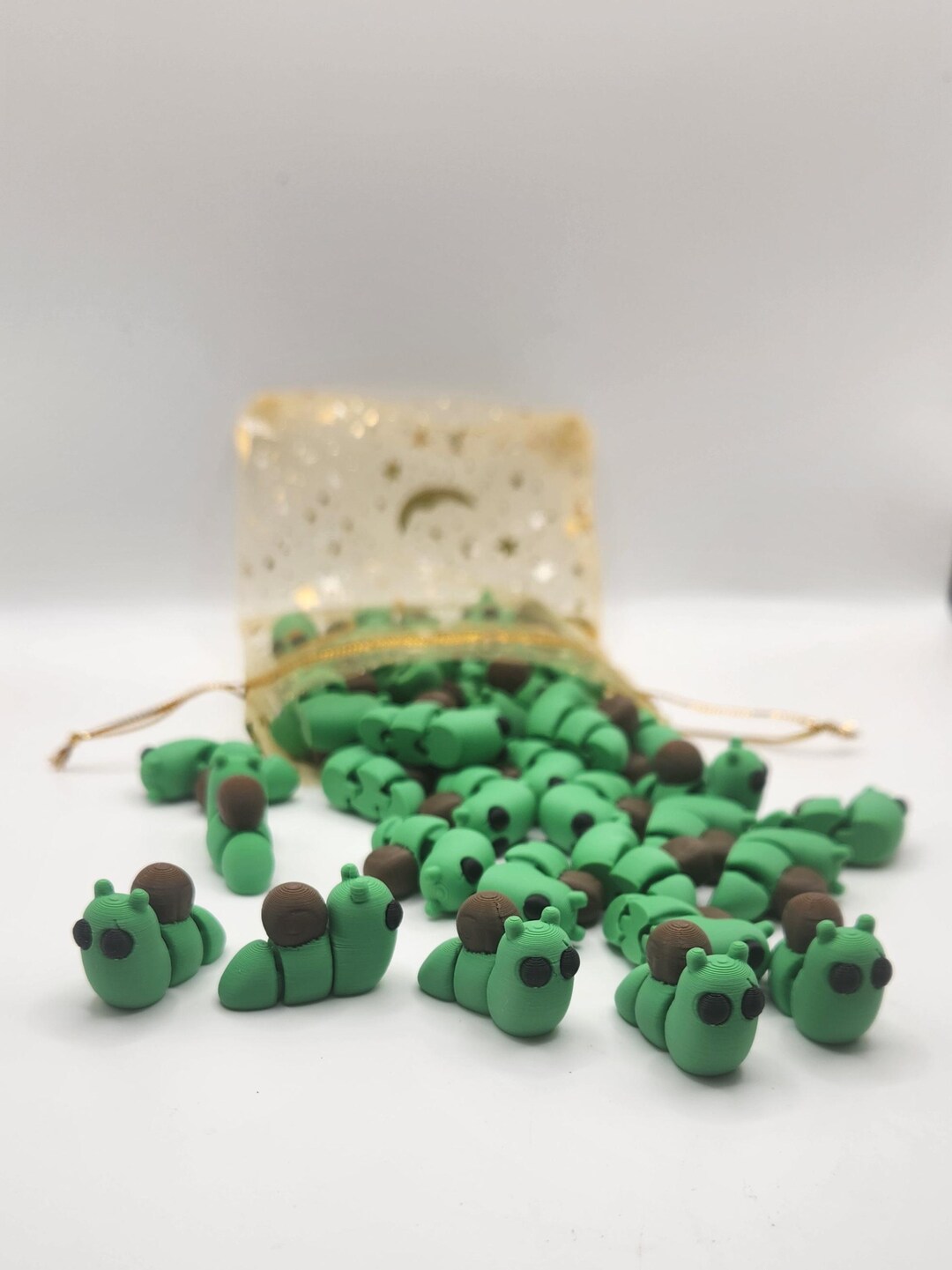 Wiggly Mini Articulated Snail – 3D Printed Snails – Bendy Desk Buddy, Fidget Toy, Keychain ...