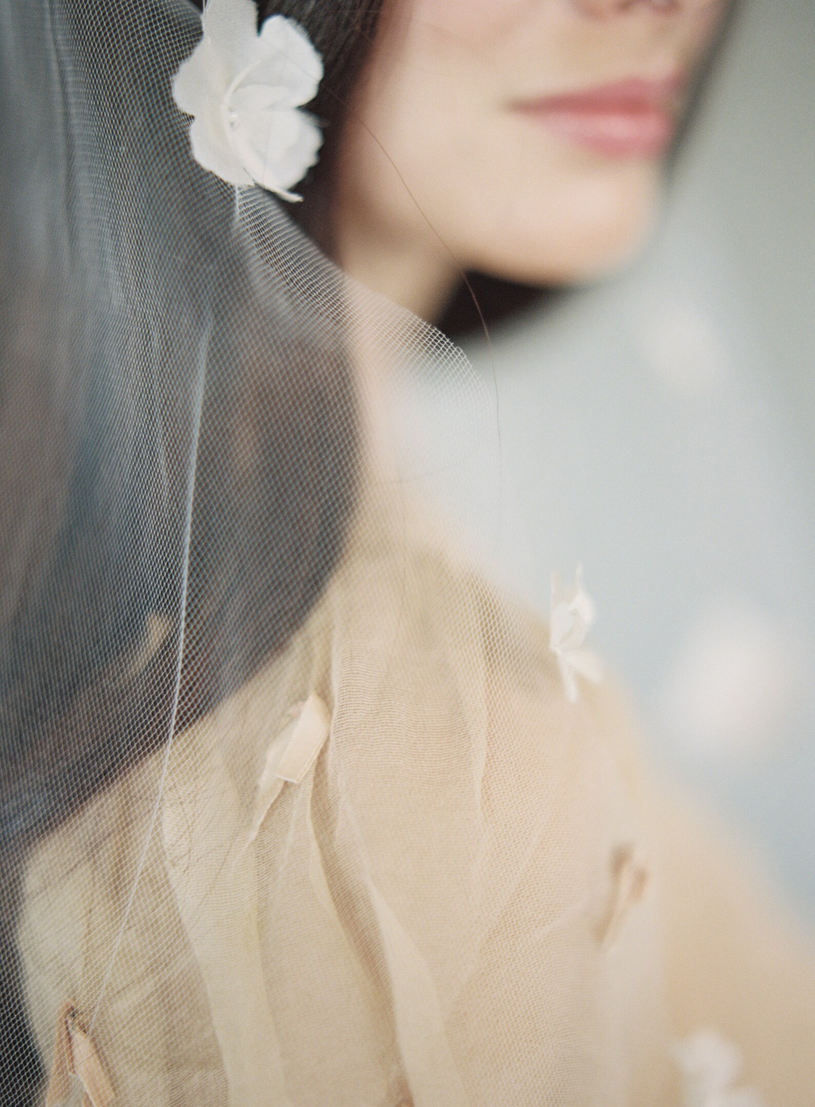 Little Something-Soft Tulle Veil-Floating Flower-Silk Crystal | Etsy