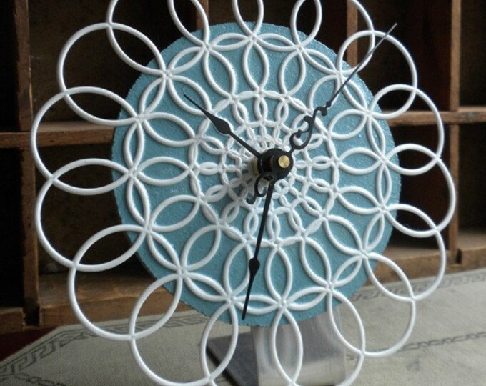 Desktop Doily Clock - Etsy