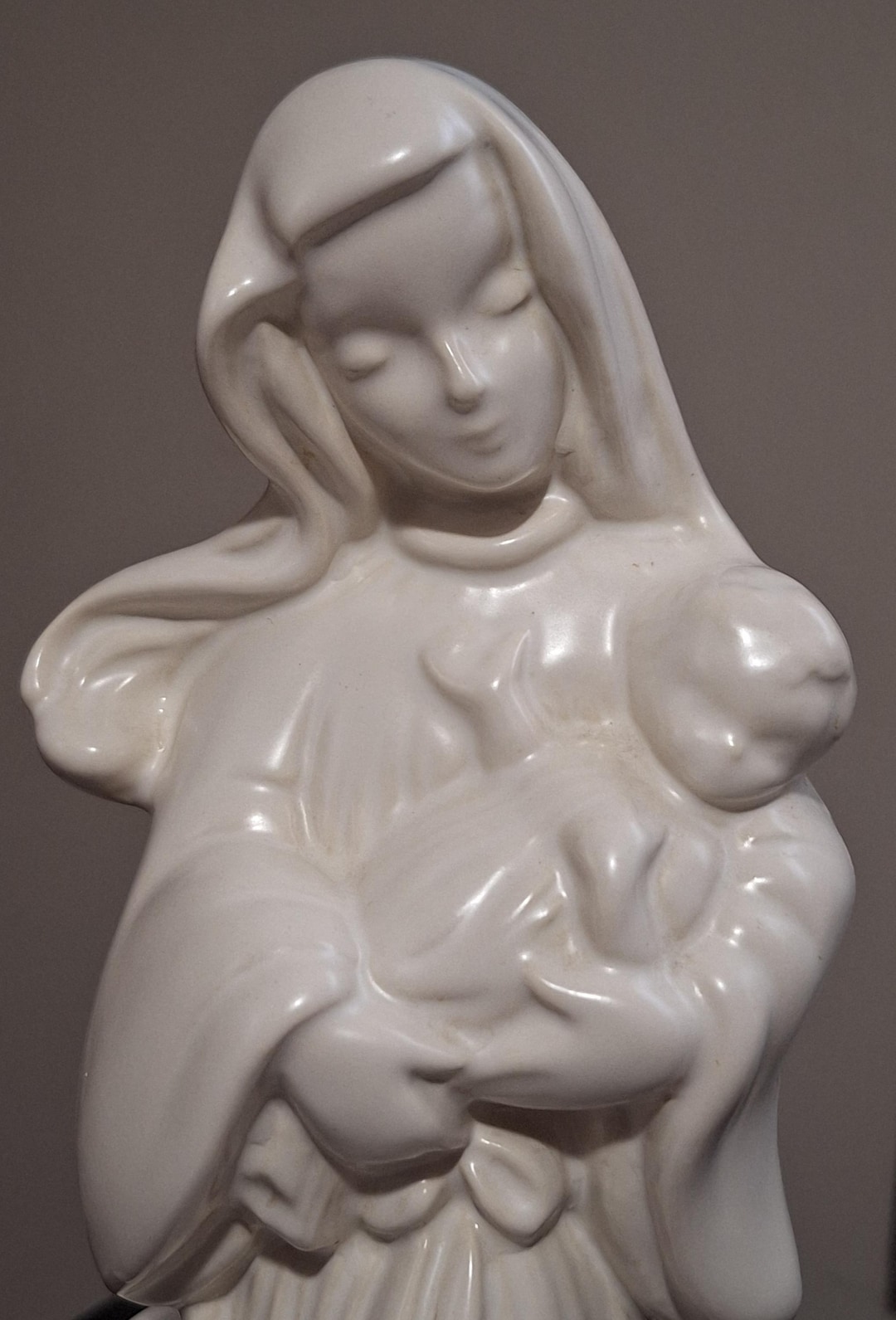 Vintage Beautiful Hull Pottery Virgin Mary and Baby Jesus Christ Tall ...