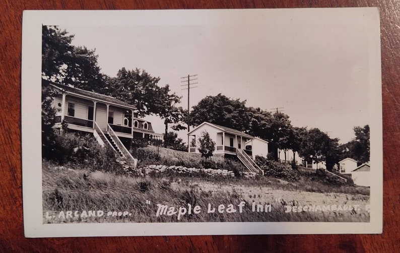 2 Vintage Postcards Actual Photos Maple Leaf Inn - Etsy