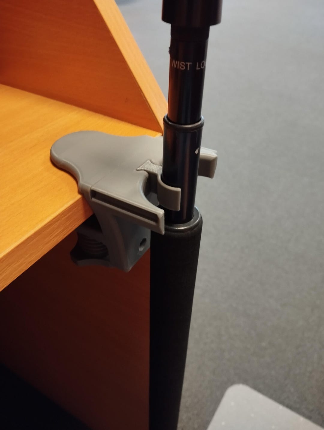 Universal All Sizes Microphone Boom-pole Holder Wall Mount/desk Mount ...