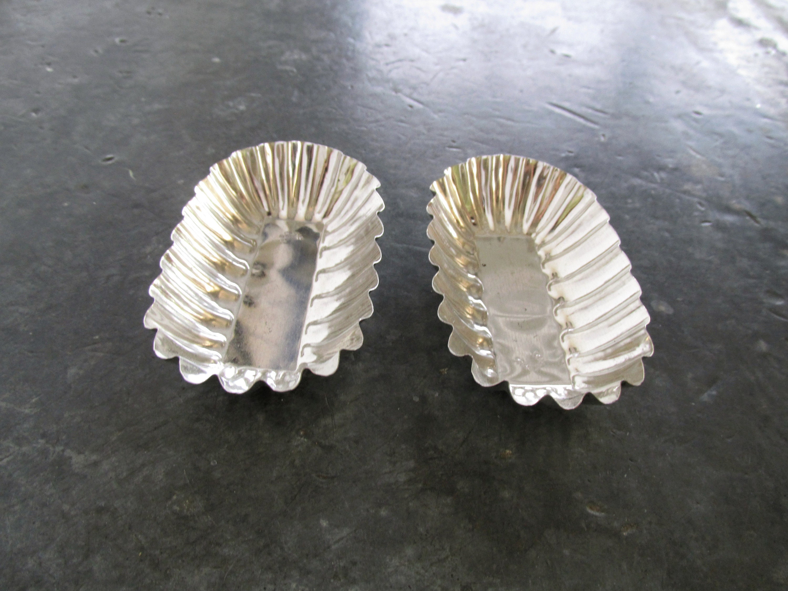 Vintage Tin Tartlet Molds Fluted Molds Made in Sweden | Etsy