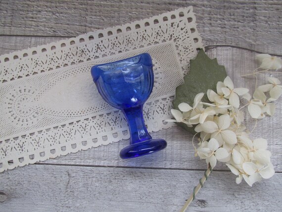 Vintage Cobalt Blue Glass Eye Wash Cup Vintage Medical - Etsy