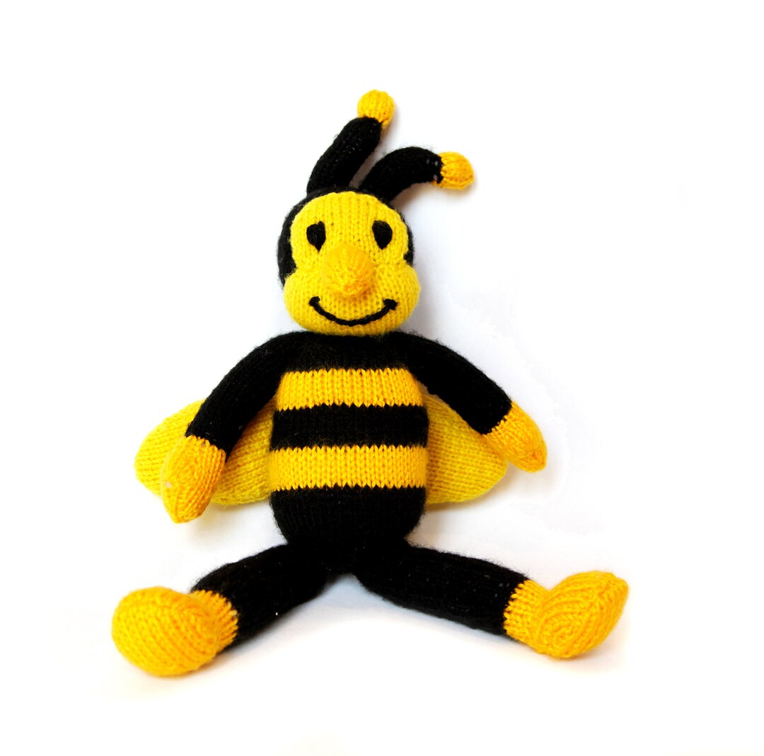 BEE - Toy Knitting Pattern PDF - Etsy