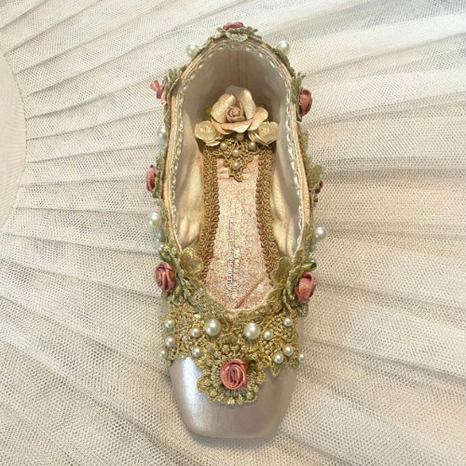Custom Decorated Ballet Pointe Shoe - Etsy