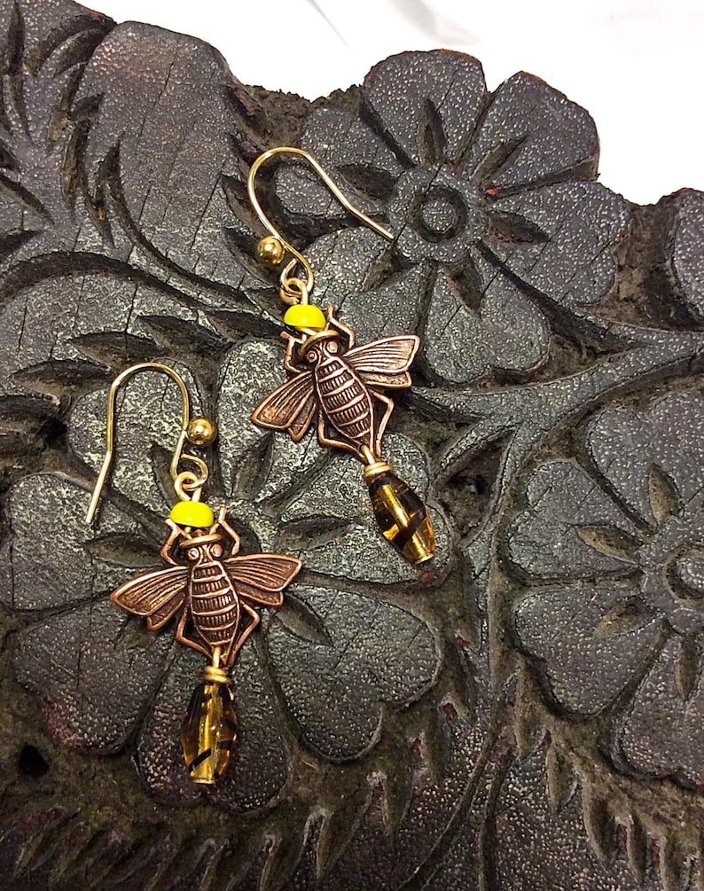 Bee Necklace Bee Jewelry Honey Bee Necklace Bumble Bee Bee - Etsy