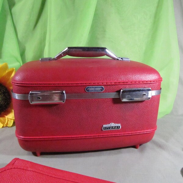 Vintage Train Case - Etsy