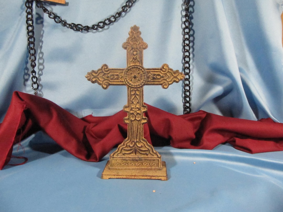 FREE STANDING CRUCIFIX, Cast Iron Antique Free Standing Crucifix,metal ...