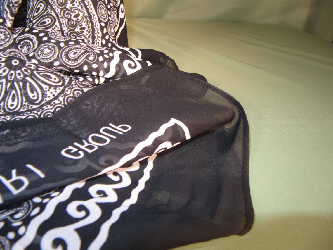 VINTAGE LADIES BAHARI Black Scarf with cloth drawstring | Etsy