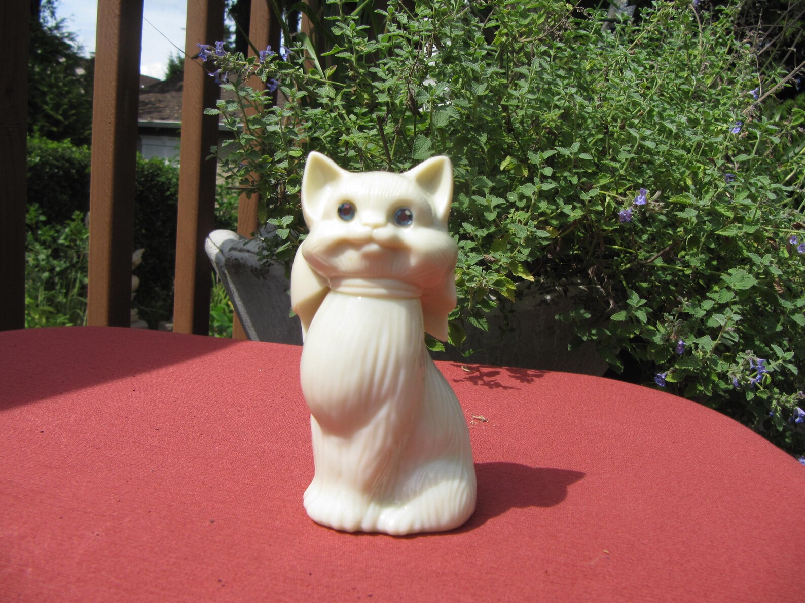 AVON WHITE CAT Ceramic Avon Souvenirtiny Blue Eyed Catmini - Etsy