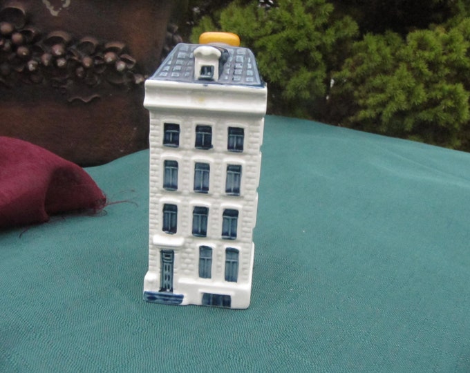 KLM DELFT BOLS, Royal Distilleries Holland Ceramic Miniature House Blue ...