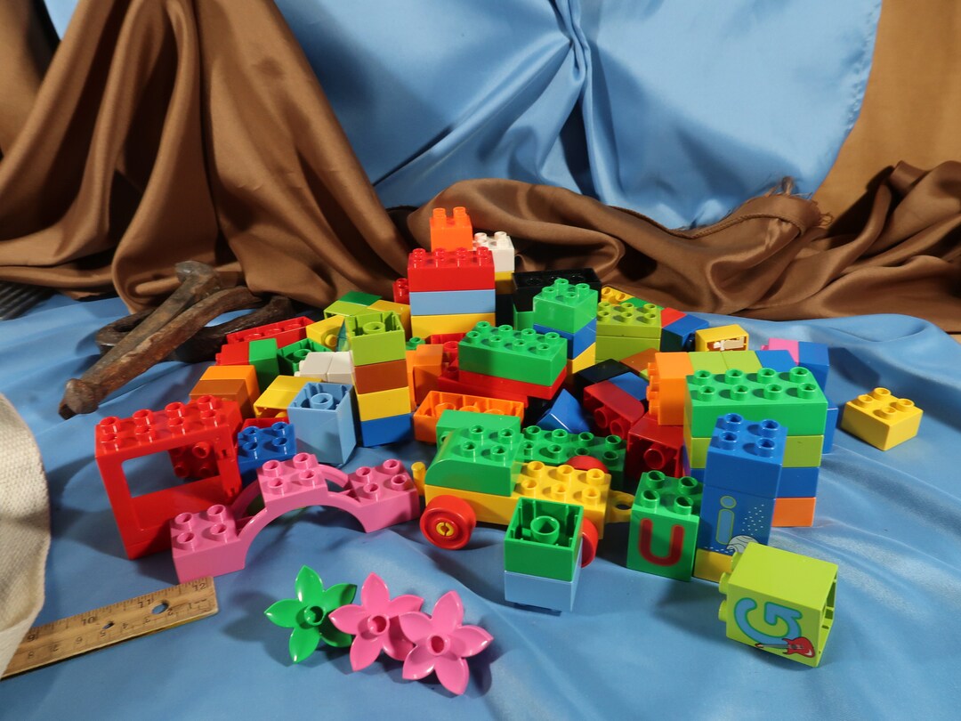VINTAGE LEGO BLOCKS, Lot of 100 Colorful Lego Building Blcoks Lego Toys ...