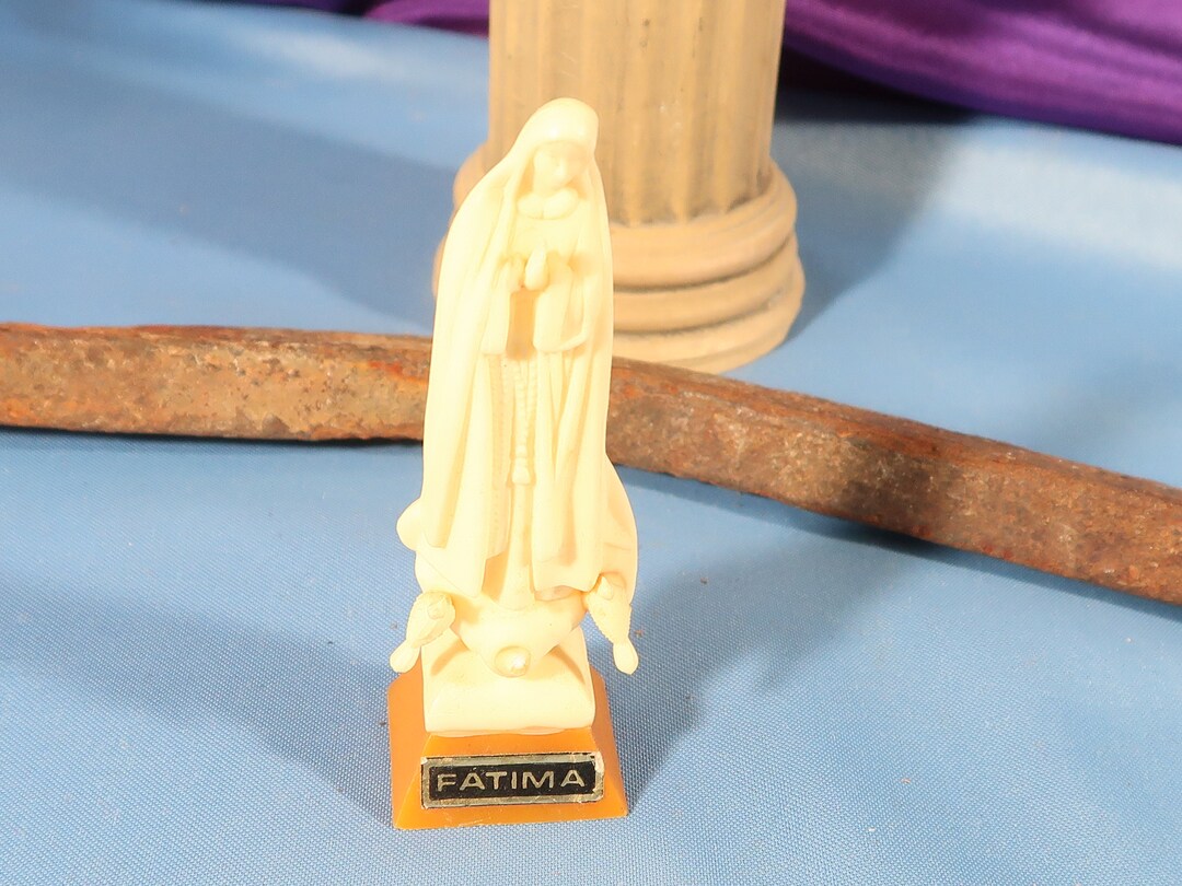 OUR LADY of FATIMA Statue1970 Vintage Resin Statue , Divine Mercy and ...