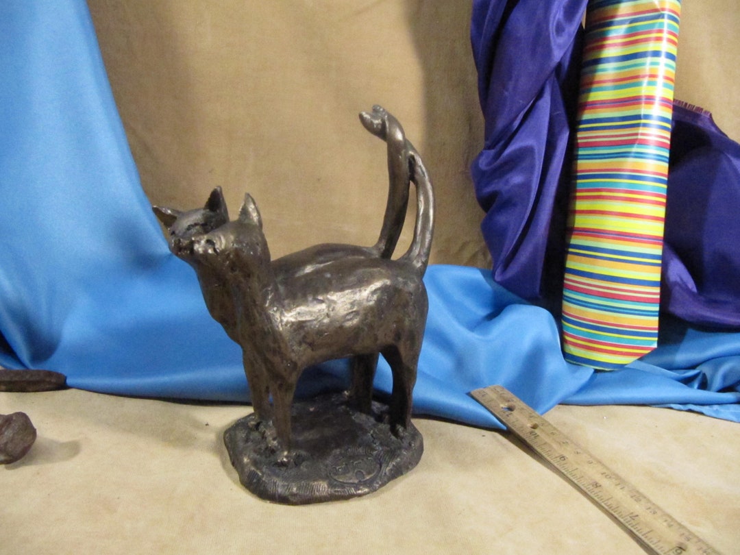 PAUL JENKIS CAT Sculpture Faux Bronze Two Company Cat Sculpture ...