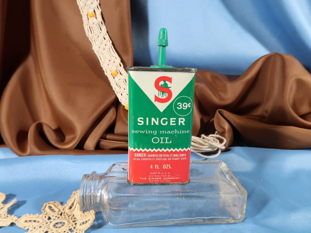 SINGER SEWING MACHINE Oil Can Vintage Oil Can, Sewing Oil Can,craft ...