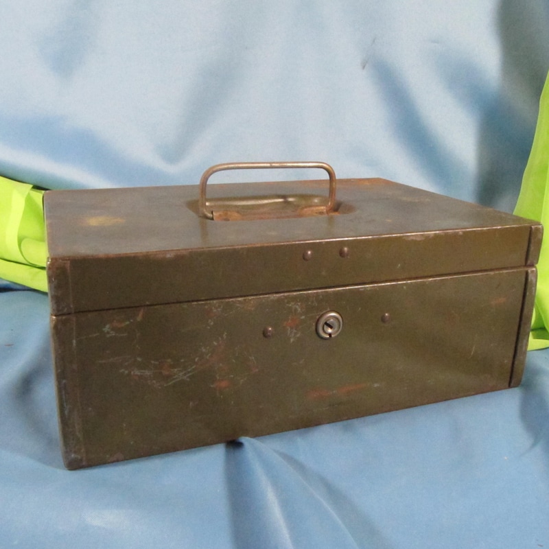 Box With Lock - Etsy