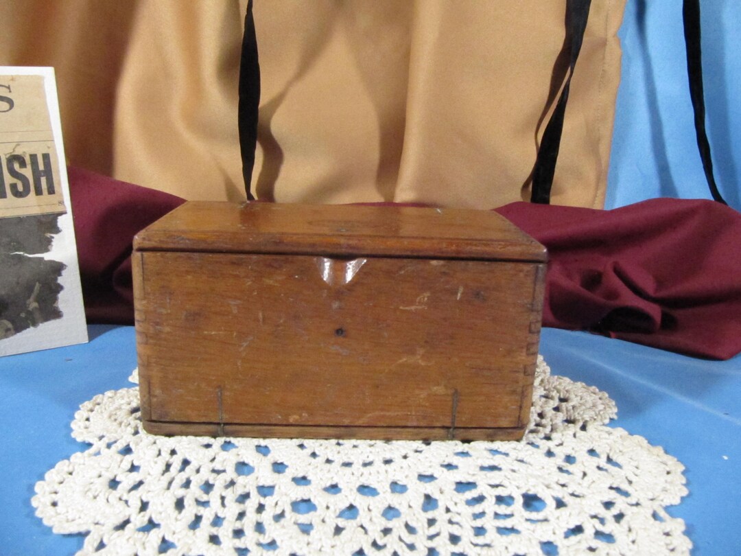 ANTIQUE WOOD BOX, Rectangle Antique Wood Box With Lid, Wood Box With ...