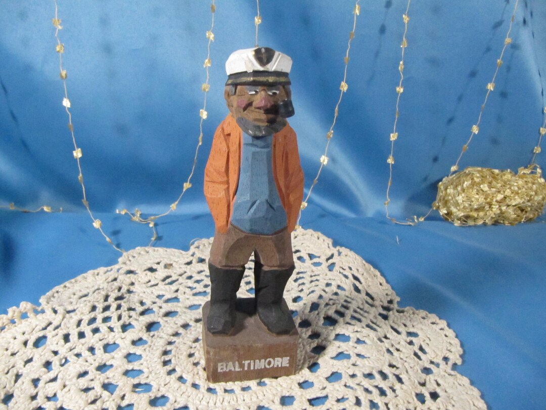 Sea Captain Figurine, Vintage Wood Carving Statue, Wooden Sea Captain ...