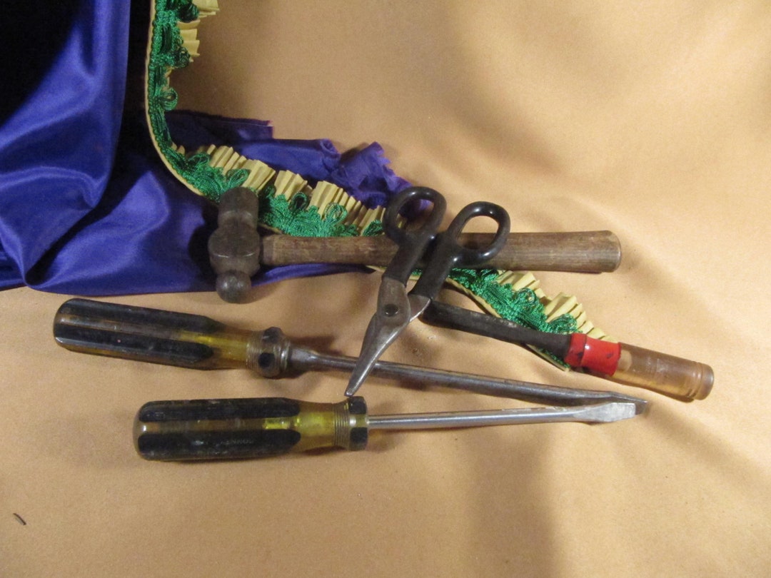 Set of 5 Vintage Tools, Made in USA, Old Screwdrivers, Used Hardware ...
