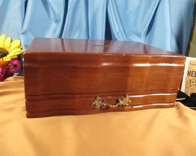 Antique Jewelry Box, Solid Wood Jewelry Chest, Flatware Storage Box ...