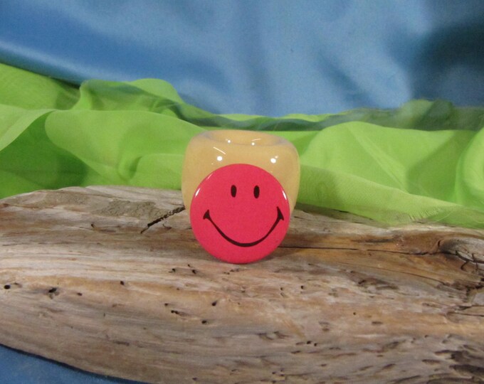 1970's CLASSIC SMILEY FACE, 1 Inche in Diameter, It is a Pin, Classic Smiley Face Pin From the ...