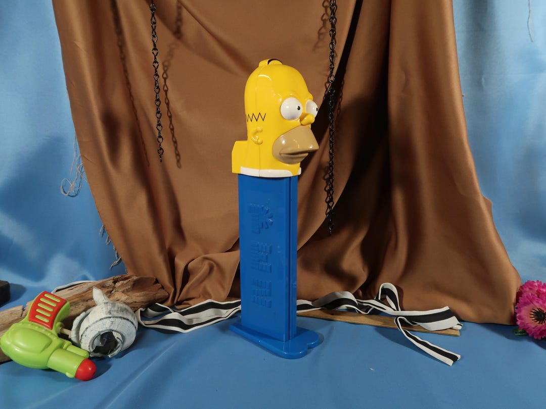HOMER SIMPSON PEZ, Giant 13 Inch Homer Simpson Vintage Pez Dispenser ...