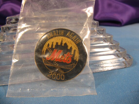 NEW YORK METS Lapel Pin From the Year 2000 New York Mets | Etsy