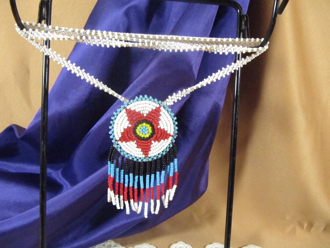 NATIVE AMERICAN VINTAGE Star Shield of Beads, Beadwork of Star Shield ...