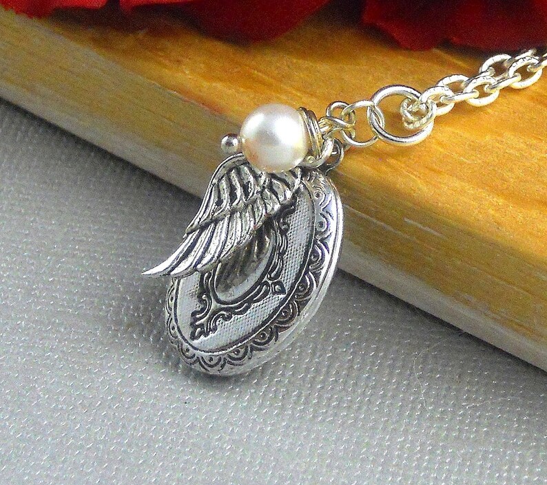 Small Oval Silver Wing Locket Locket Locket Necklace Locket | Etsy