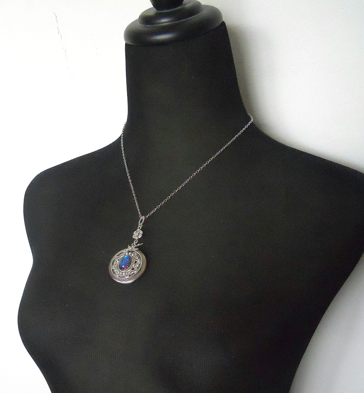 Victorian Stone Locket Silver Silver Locket Bird Sparrow | Etsy