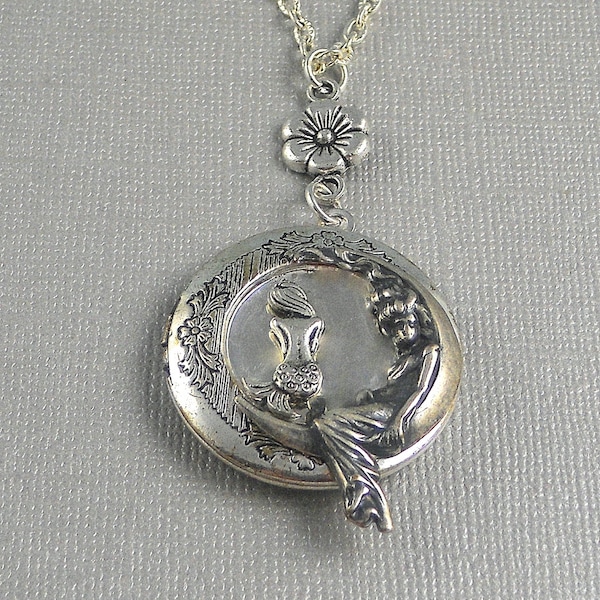 Moon Locket - Etsy