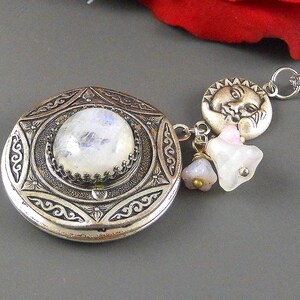 Moonstone,opal,locket,antique Silver, Moon, Locket,silver Locket ...