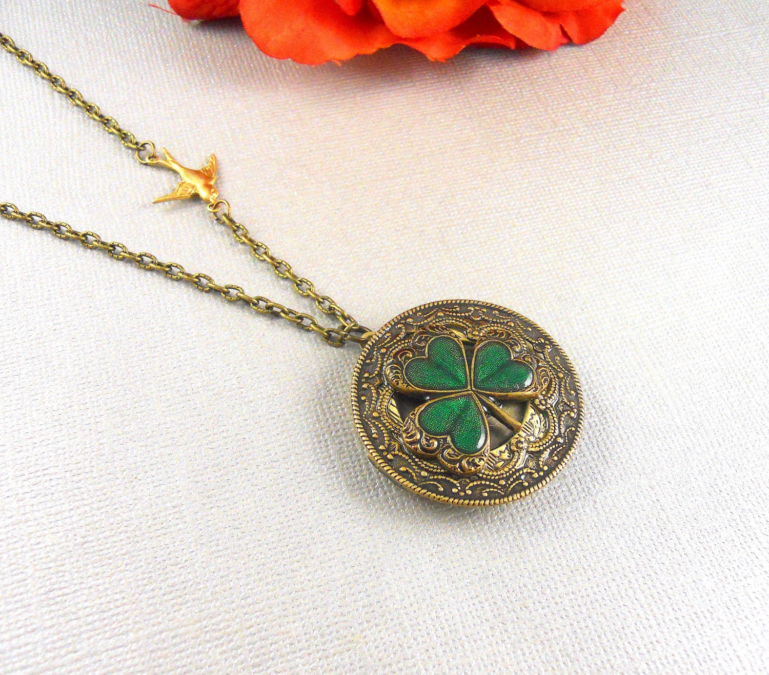 Irish Locket Antique Gold Gold Irish Locket Golden Shamrock - Etsy