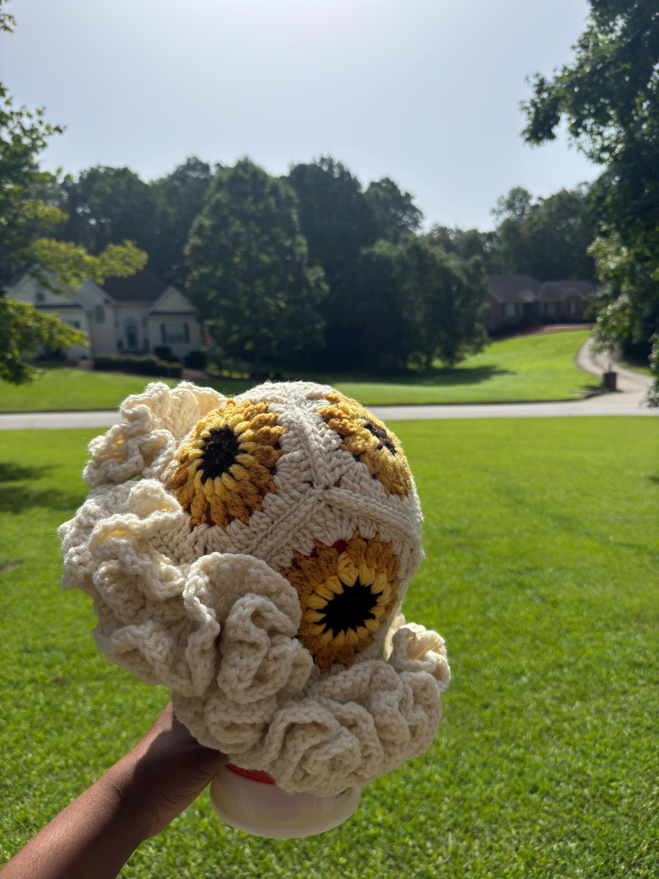 Custom Granny Square Ruffle Hat - Etsy