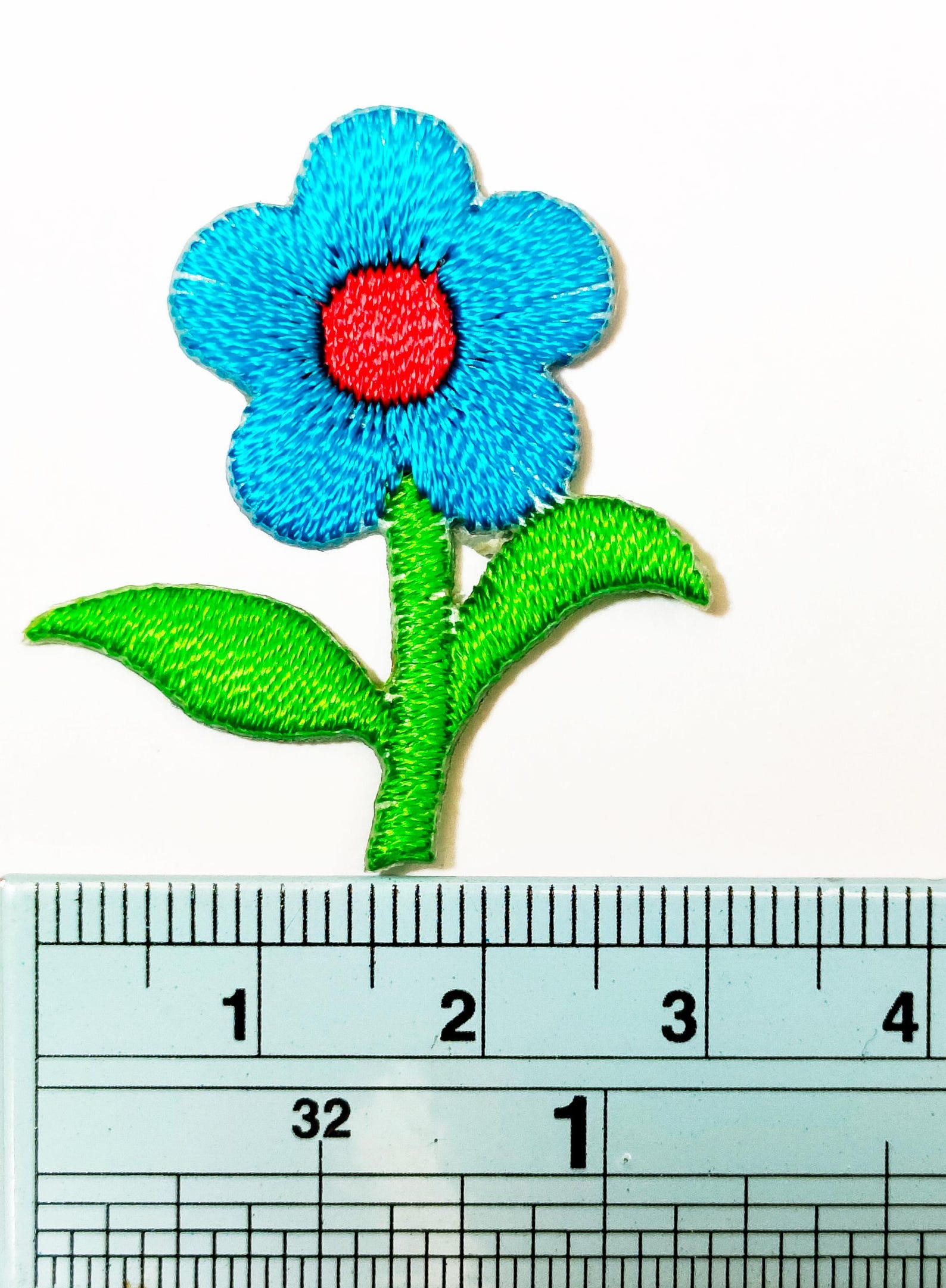 Truly Small Blue Daisy Cartoon Kids Patches DIY Fashion Embroidery ...