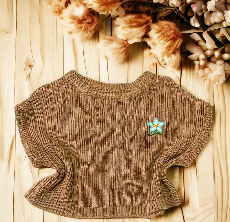 Truly Small Baby Blue Lily Flower Garden Plant Patches Floral Leaves ...