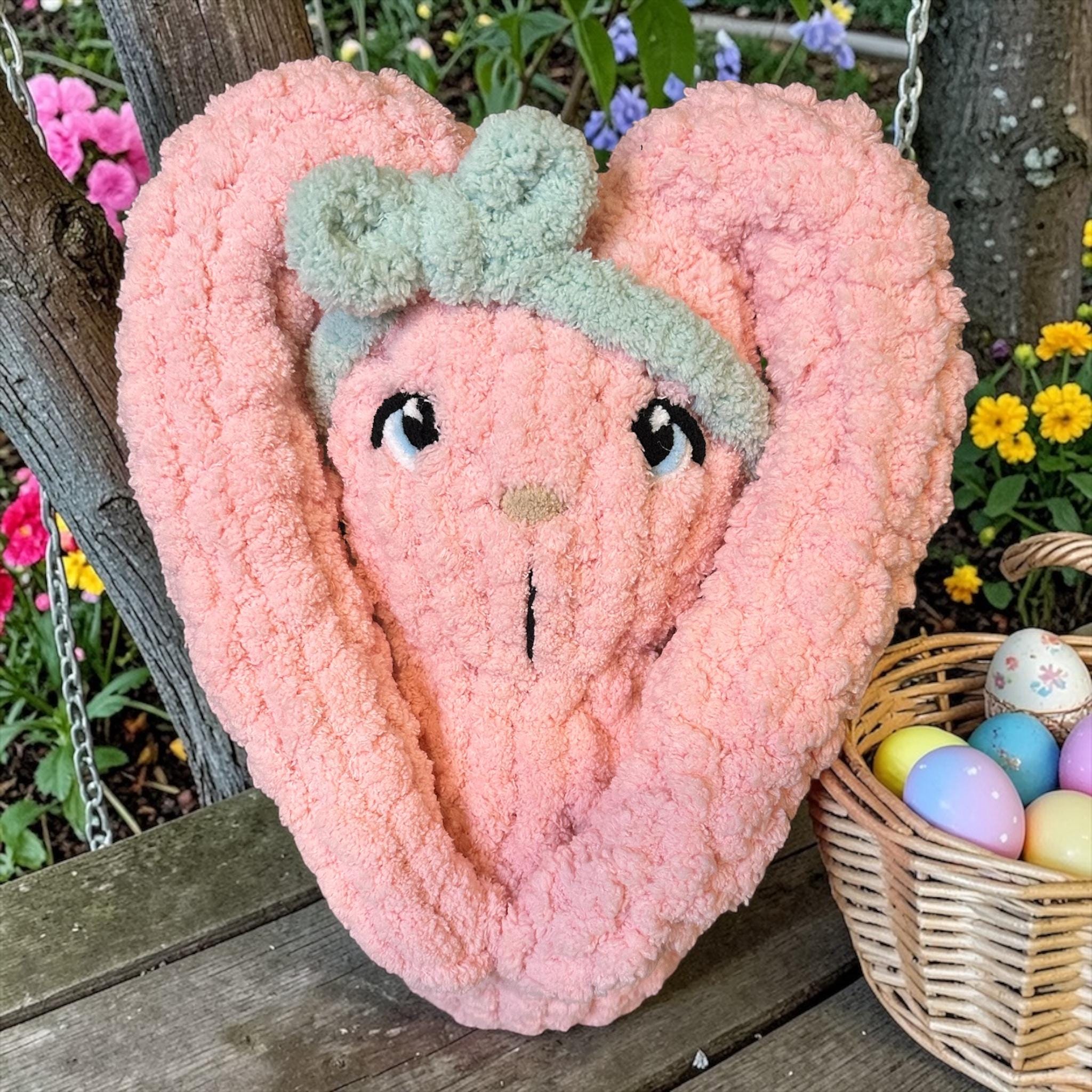 Sweetheart Bunny Finger Knitting Tutorial – Chunky Yarn Plushie ...