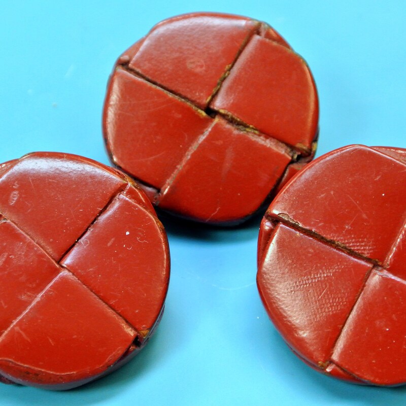Red Vintage Buttons - Etsy