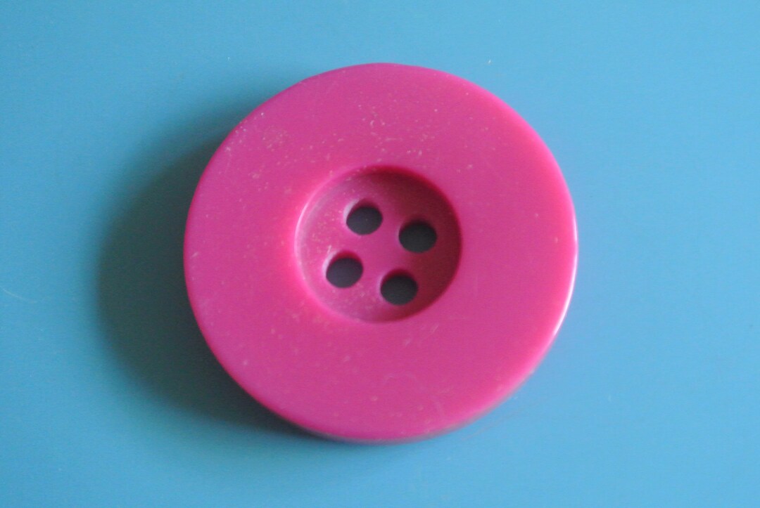 Lot of 3 Large Vintage 1980s Unused Strong Cerise Pink Plastic Buttons ...