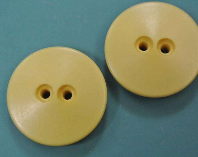 Lot of 4 Vintage 1970s Unused Flamy Limegreen Buttons Still on Card for ...