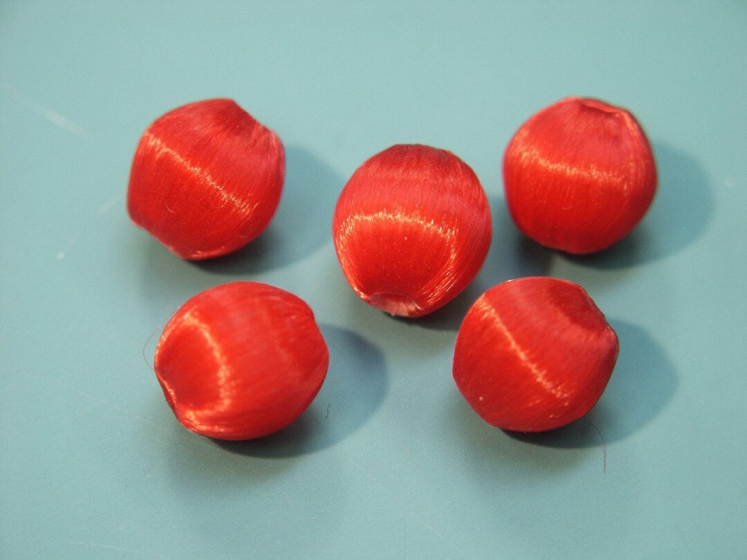 Vintage Red Thread Wrapped Beads: Shimmering Plastic Jewelry Supplies ...