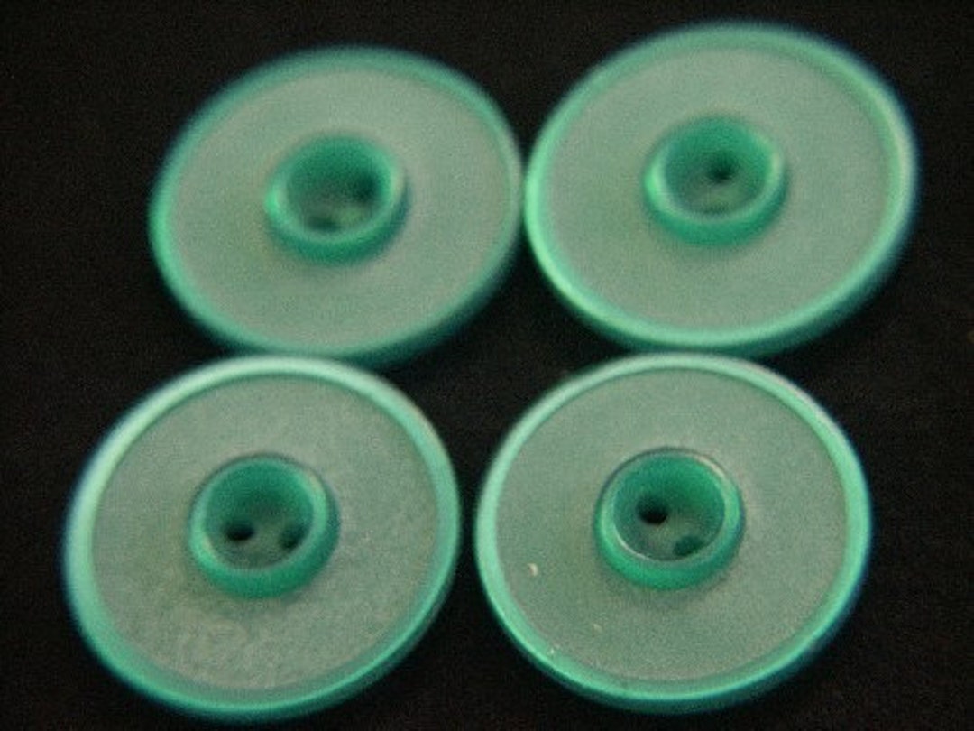 Lot of 5 vintage 1960s unused green plastic buttons for your sewing ...