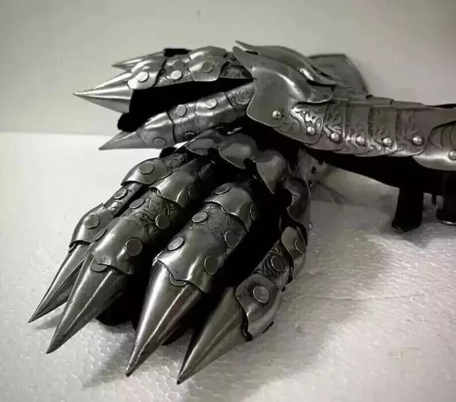 Medieval Metal Gothic Knight Style Gauntlets Functional Armor Gloves - Etsy