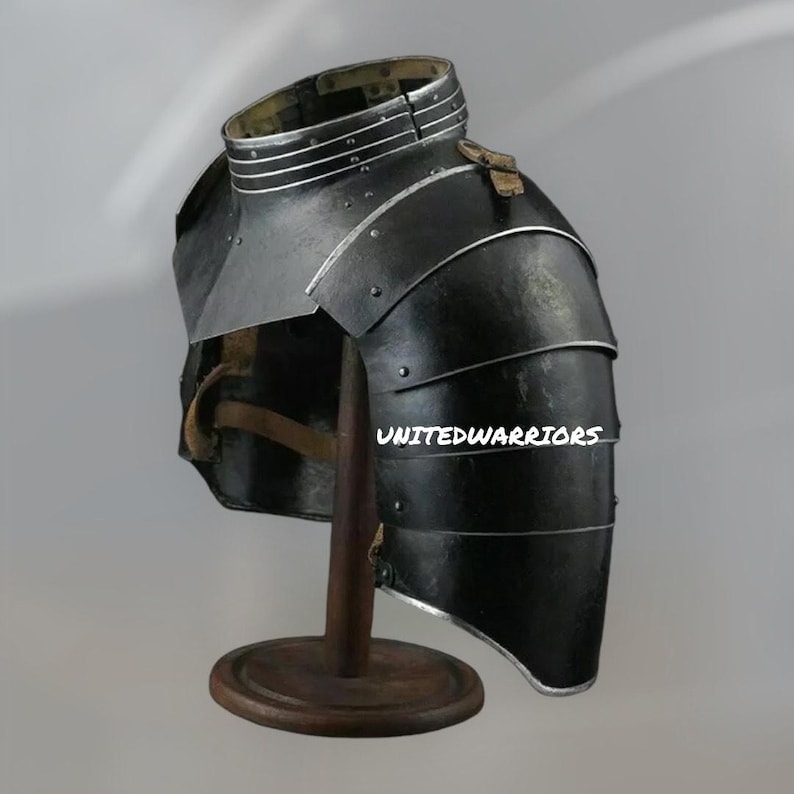 Medieval Hammered Steel 18 Gauge Blackened Pair of Pauldrons With ...