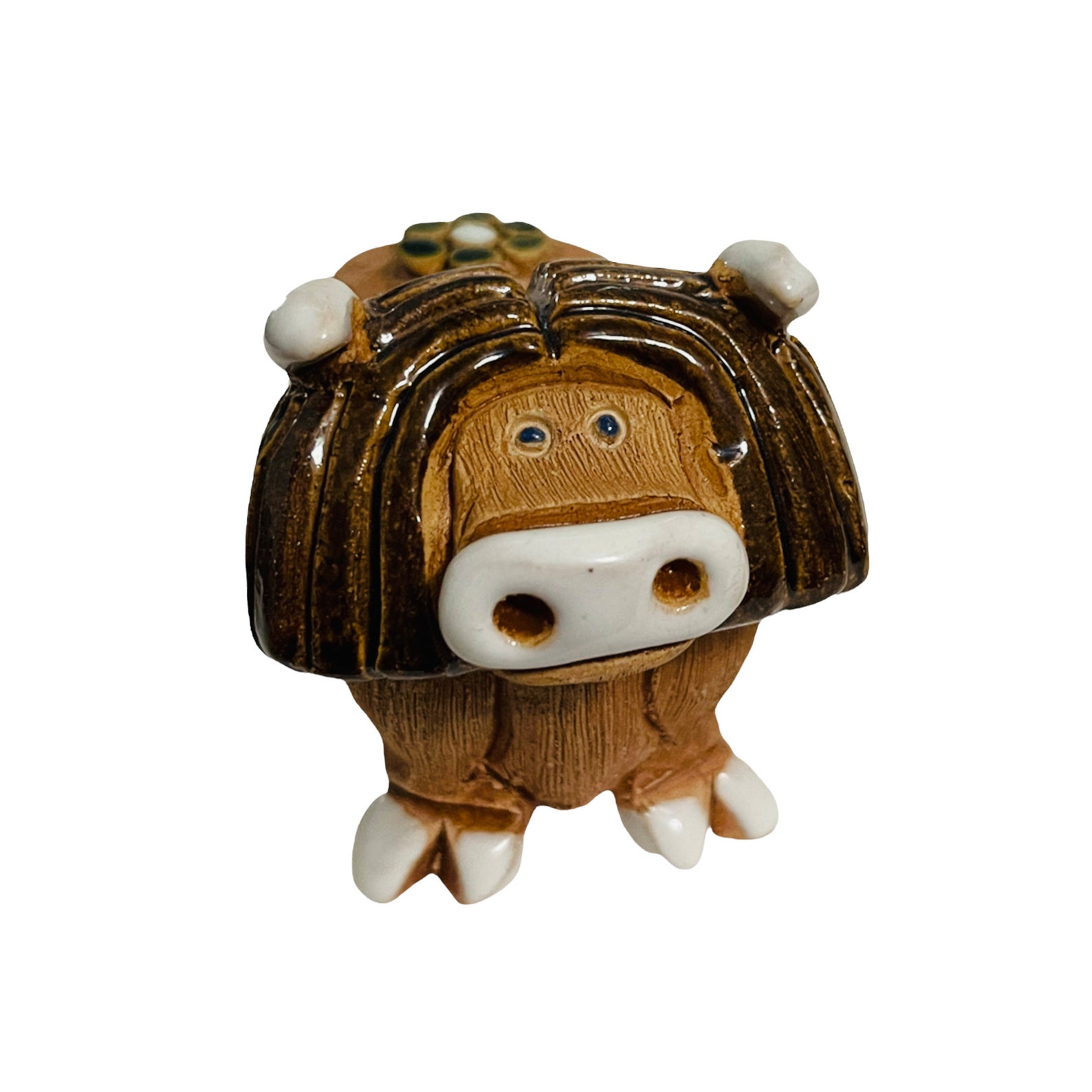 Artesanía Rinconada Yak With Green Flower Figurine-made in Uruguay ...