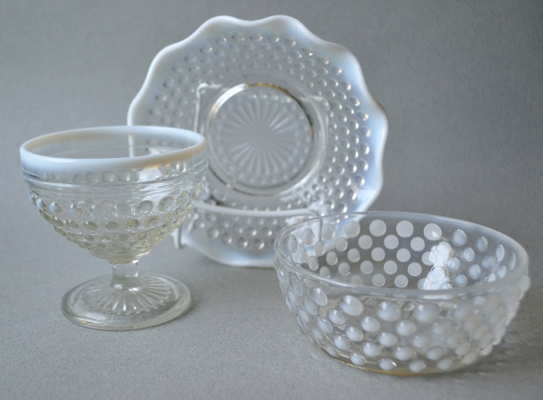 Lot of 3 Vintage 1940s Moonstone Glass Pieces Anchor Hocking - Etsy