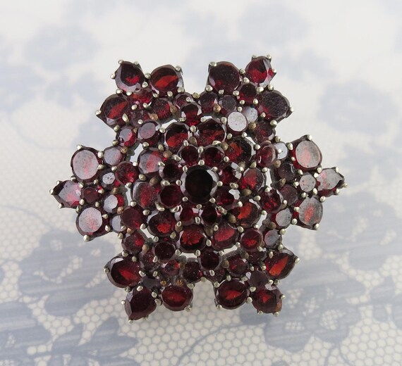 Antique red garnet cluster gilded sterling silver flo… - Gem